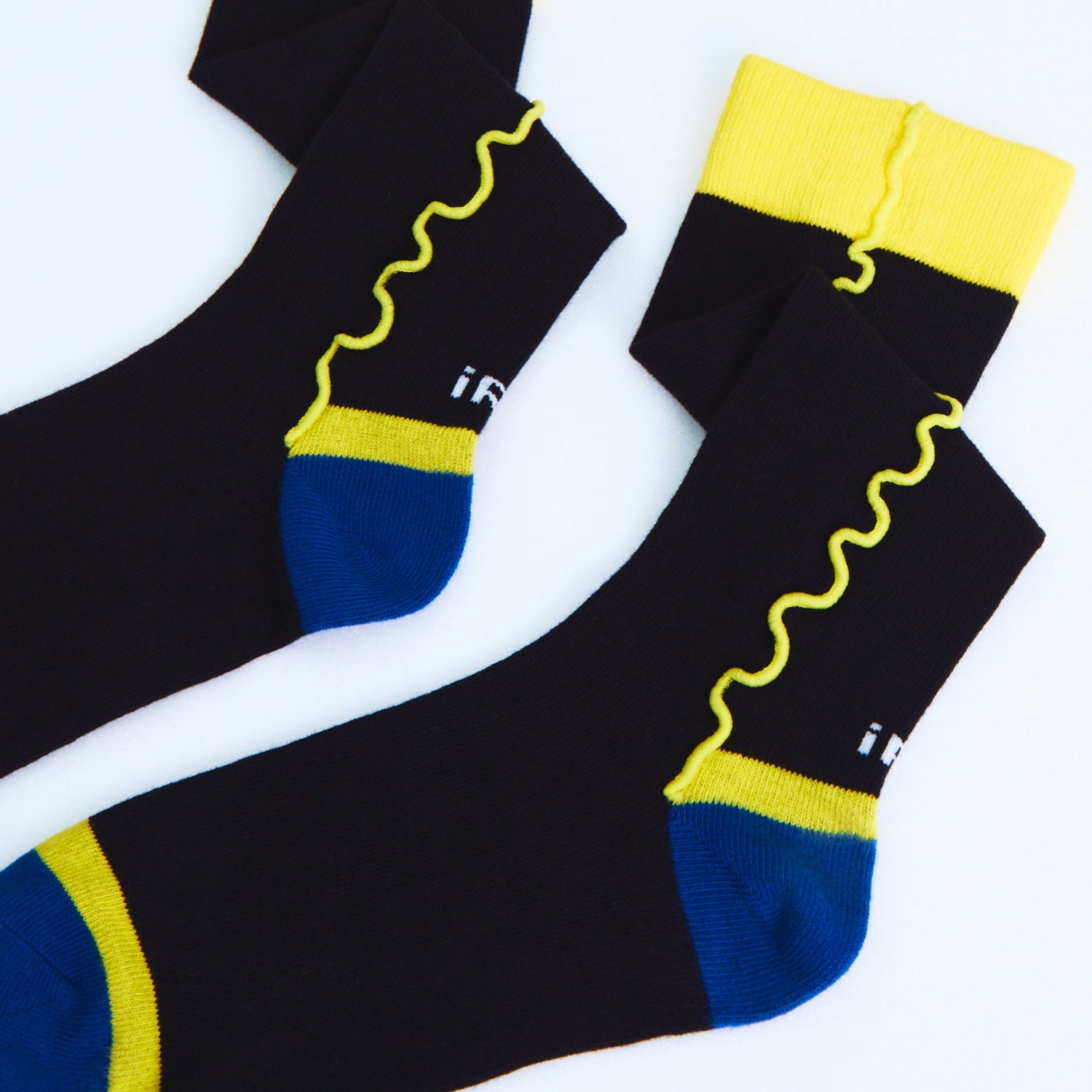 WIGGLE Blackberry Knee Sock – iRi